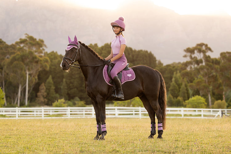 SP26 Mallow & Fondant – Horse Square